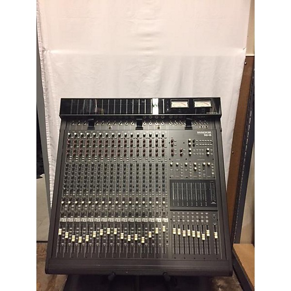 Used Mackie 16x8x2 Mixing Console | Guitar Center