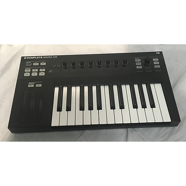 Used Native Instruments Komplete Kontrol S25 MIDI Controller | Guitar ...