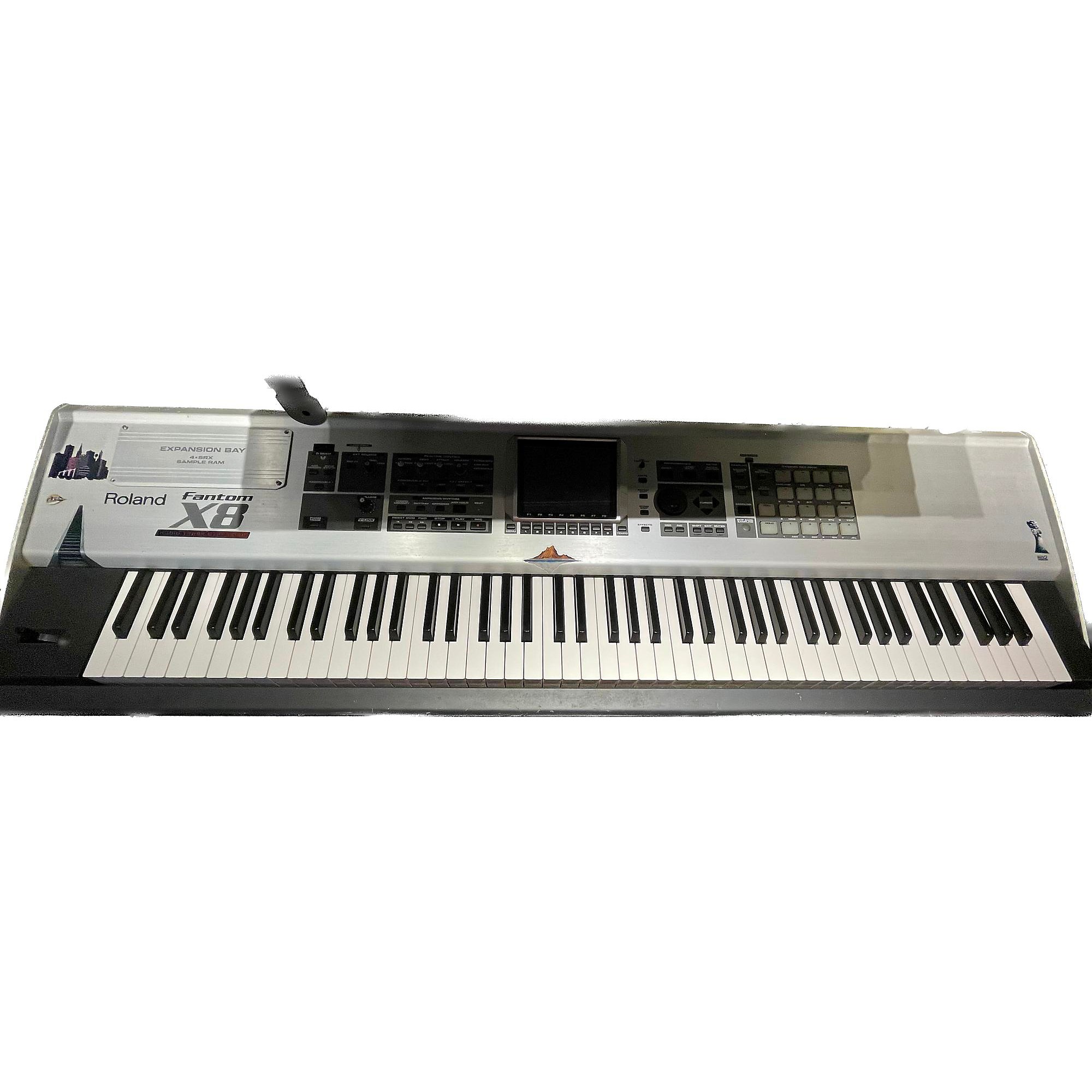 Roland Fantom X8