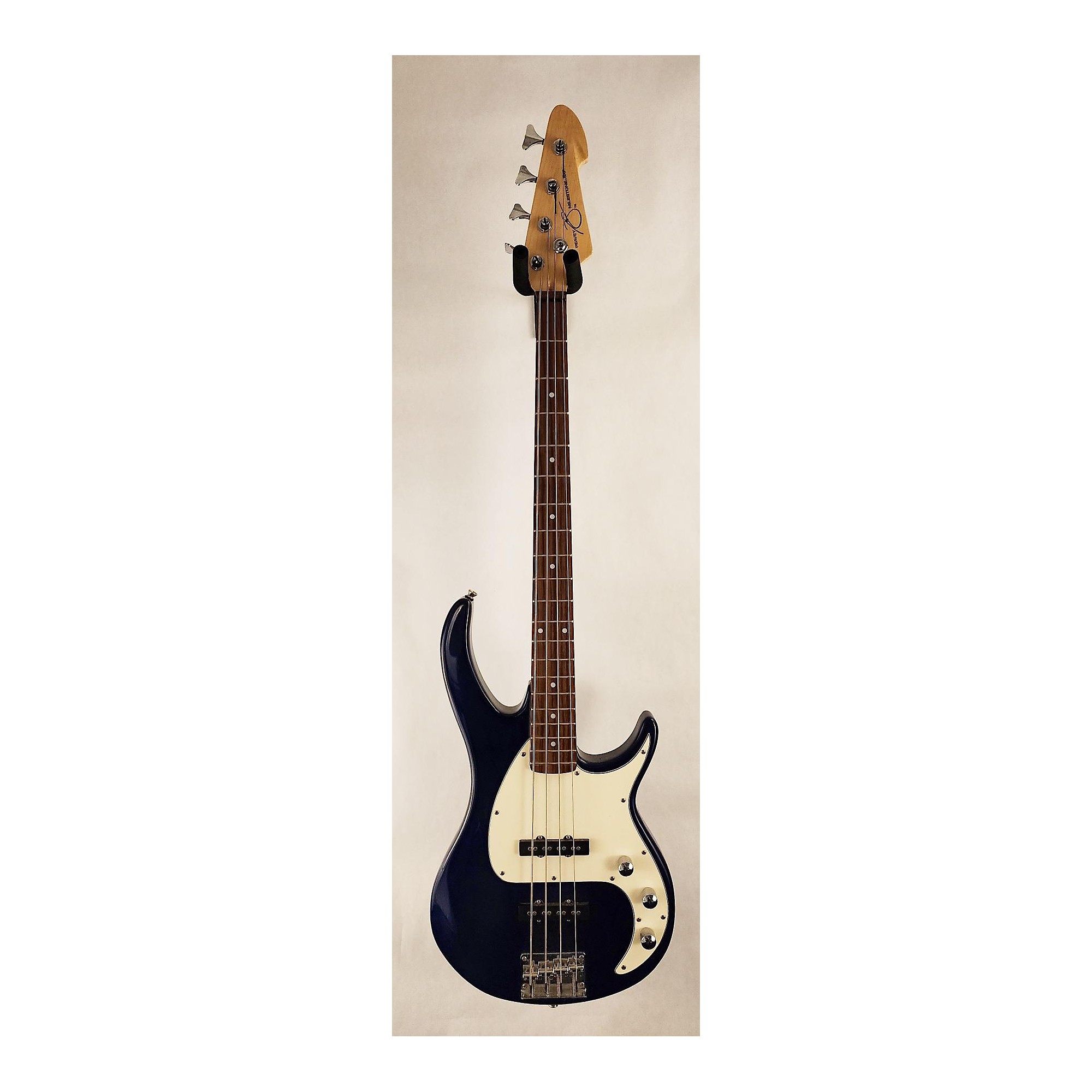 Peavey Milestone Bass