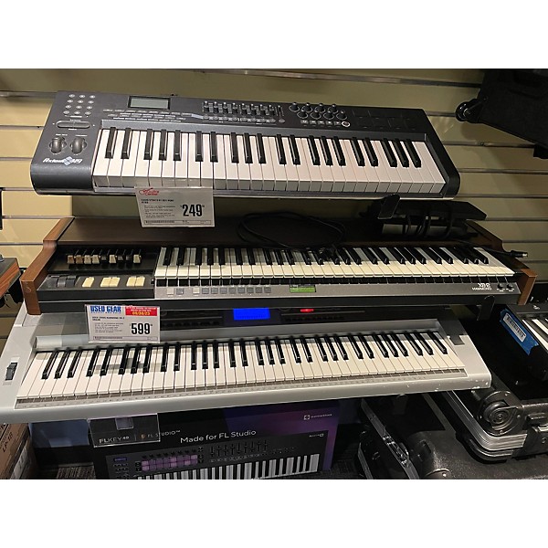 Used Hammond 2000s XB-2 Organ | Guitar Center
