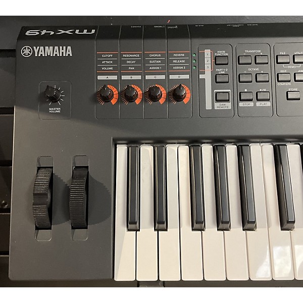 Used Yamaha MX49 49 Key Keyboard Workstation | Guitar Center