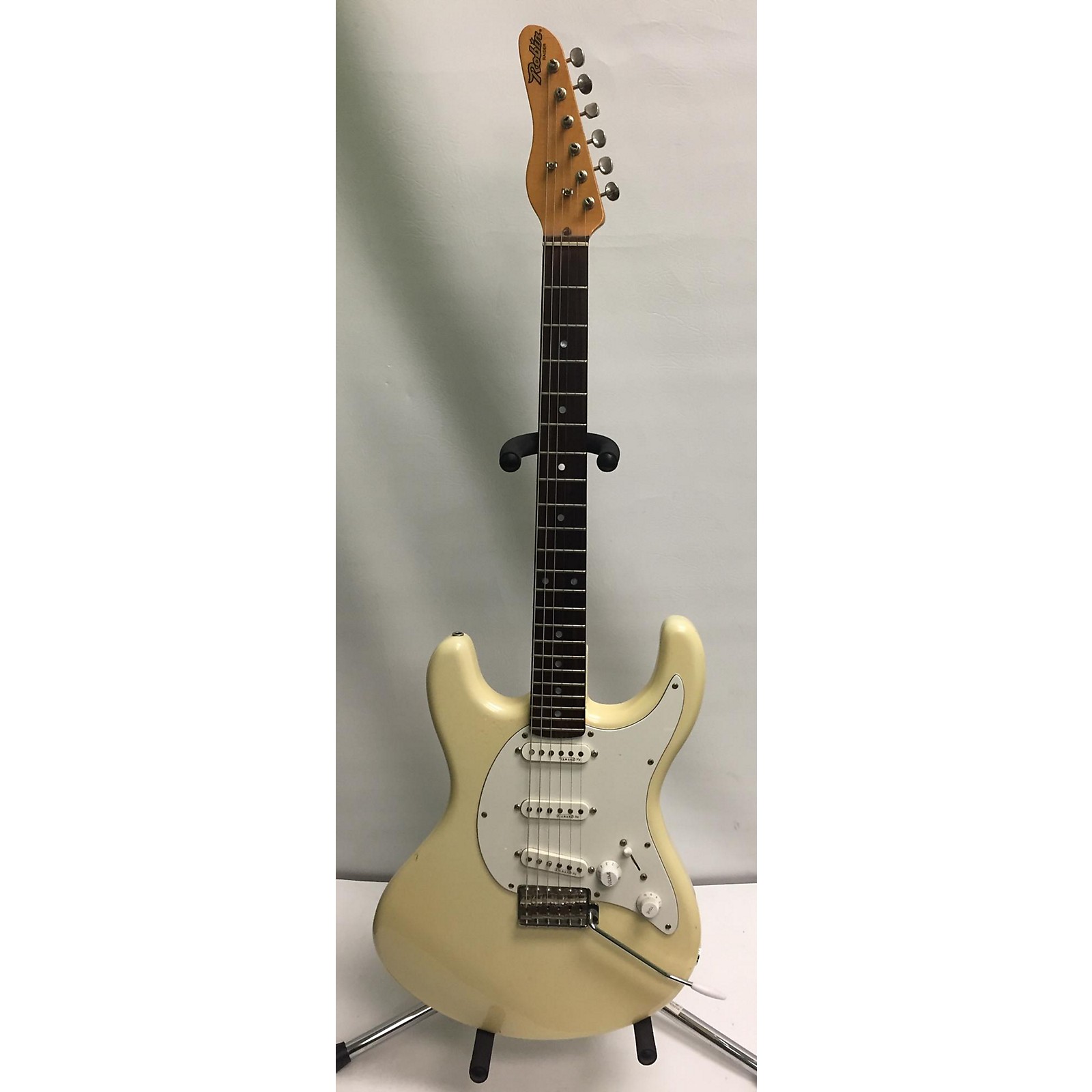 Used Robin 1980s RAIDER III Solid Body Electric Guitar White | Guitar ...