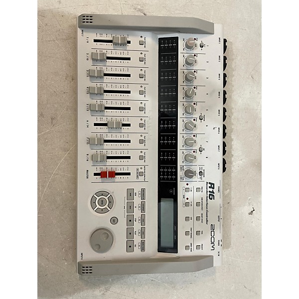 Used Zoom R16 MultiTrack Recorder | Guitar Center