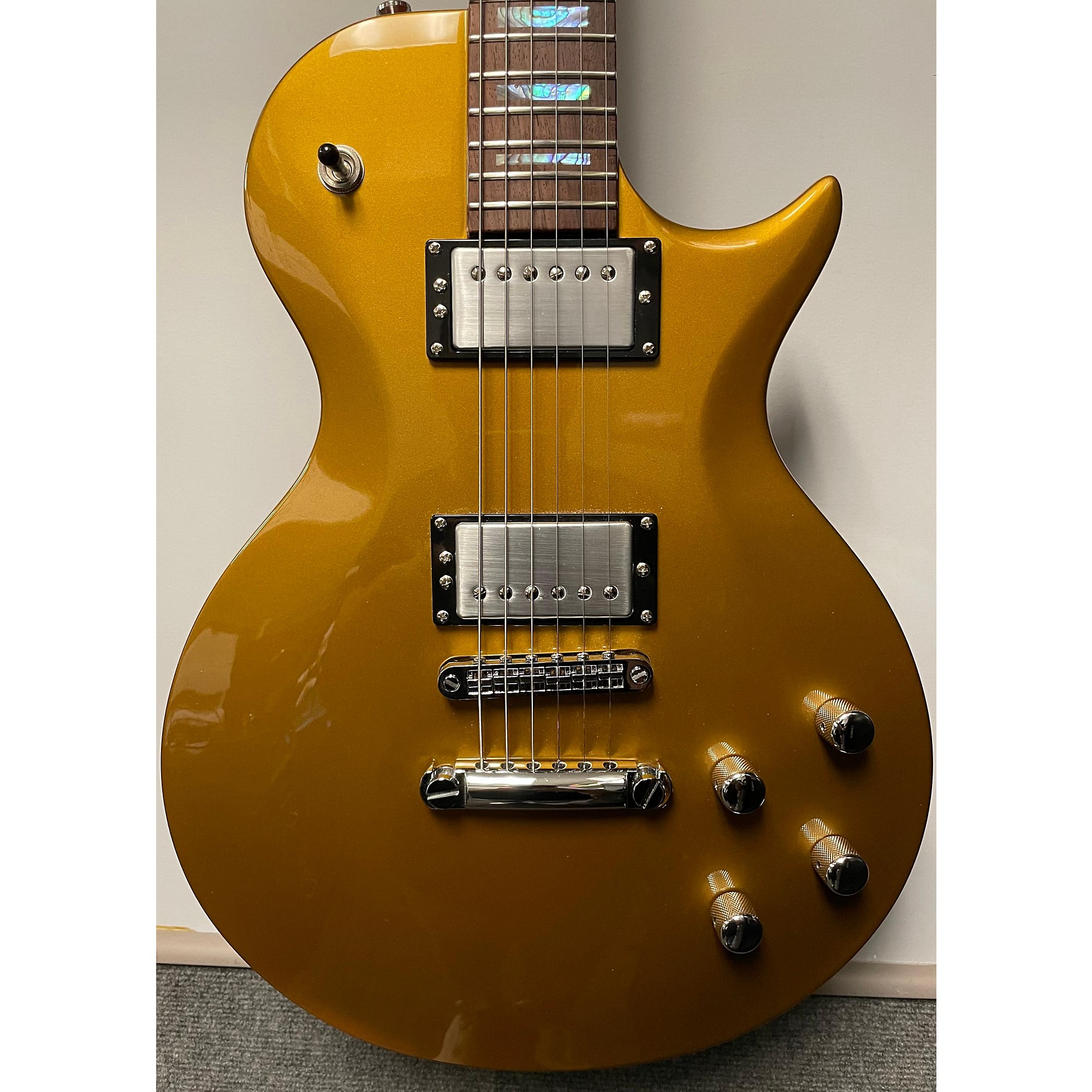 Used Kiesel Guitars Gold Top | Guitar Center Used Kiesel Guitars Gold Top | Guitar Center