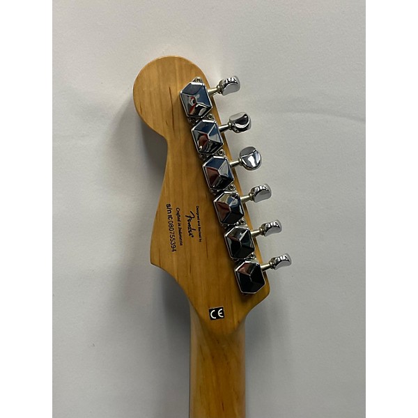 Used Squier Mini Affinity Stratocaster Electric Guitar Red | Guitar Center