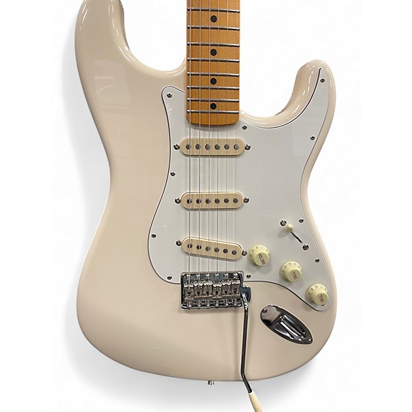 Used Fender Used Fender JV Mod 60s Stratocaster Cream Solid Body ...