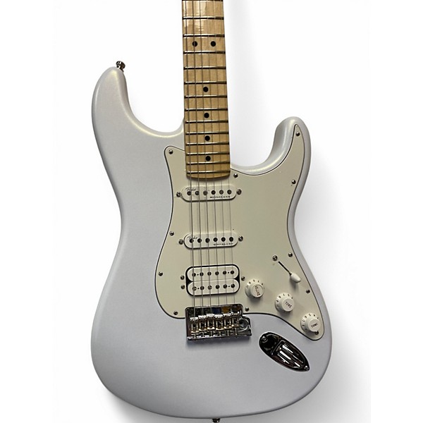 Used 2023 Fender JUANES LUNA STRATOCASTER Pearl White Solid Body ...