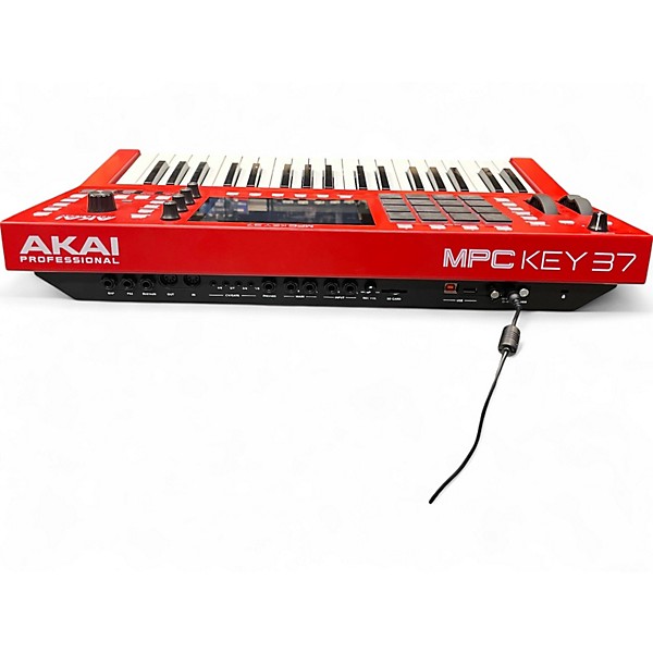 Used Akai Professional Used Akai Professional MPC Key 37 Used Akai Professional Used Akai Professional MPC Key 37