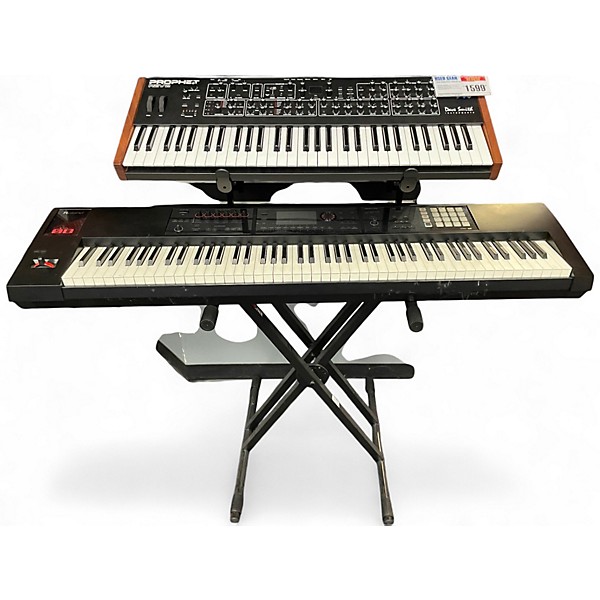 Used Roland FA08 Keyboard Workstation | Guitar Center