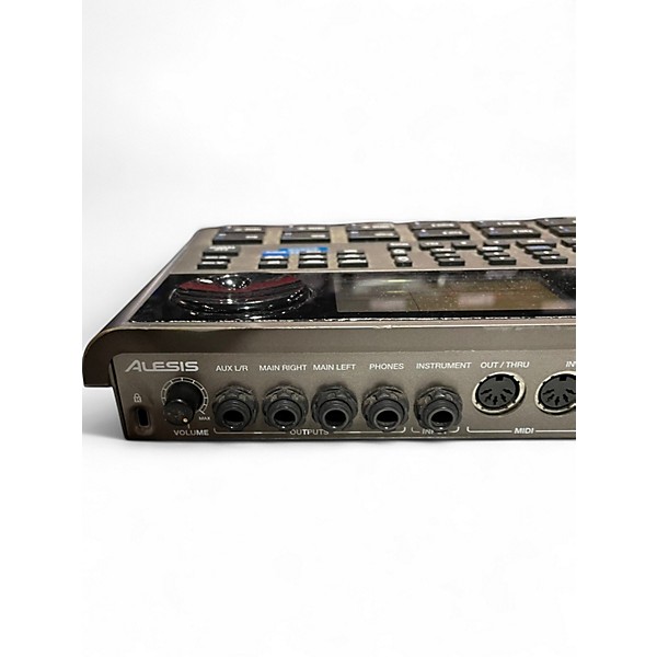 Used Alesis SR18 Drum Machine | Guitar Center Used Alesis SR18 Drum Machine | Guitar Center