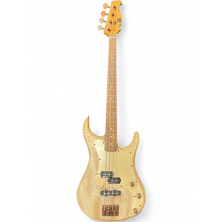 AXL tuners, solid state amplifiers, chorus effects, delay effects ...