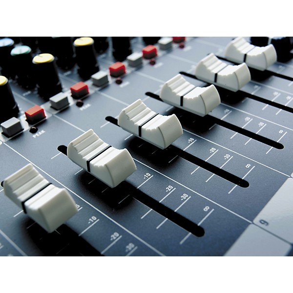 Soundcraft EPM12 12-Channel Multi-format Mixer | Guitar Center