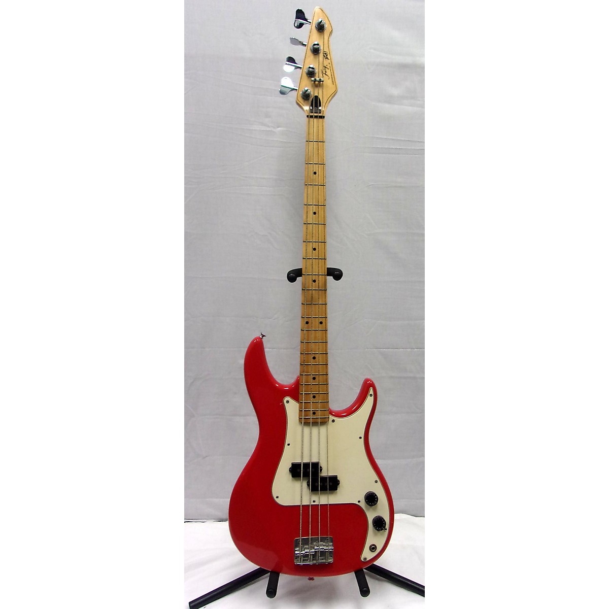 Used Peavey Fury Electric Bass Guitar Guitar Center