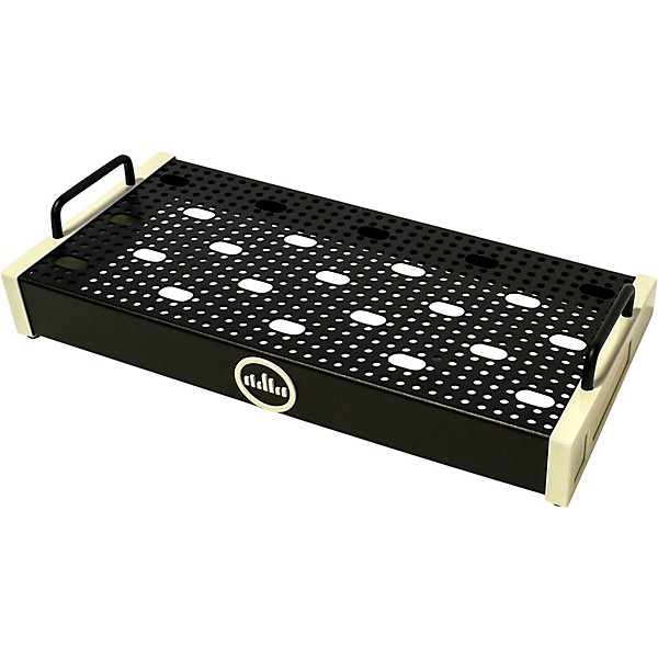 Temple Audio Design SOLO 18 Templeboard in Vintage White | Guitar Center