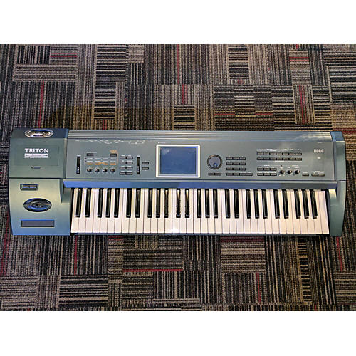 Used Korg Triton Extreme 61 Key Keyboard Workstation | Guitar Center