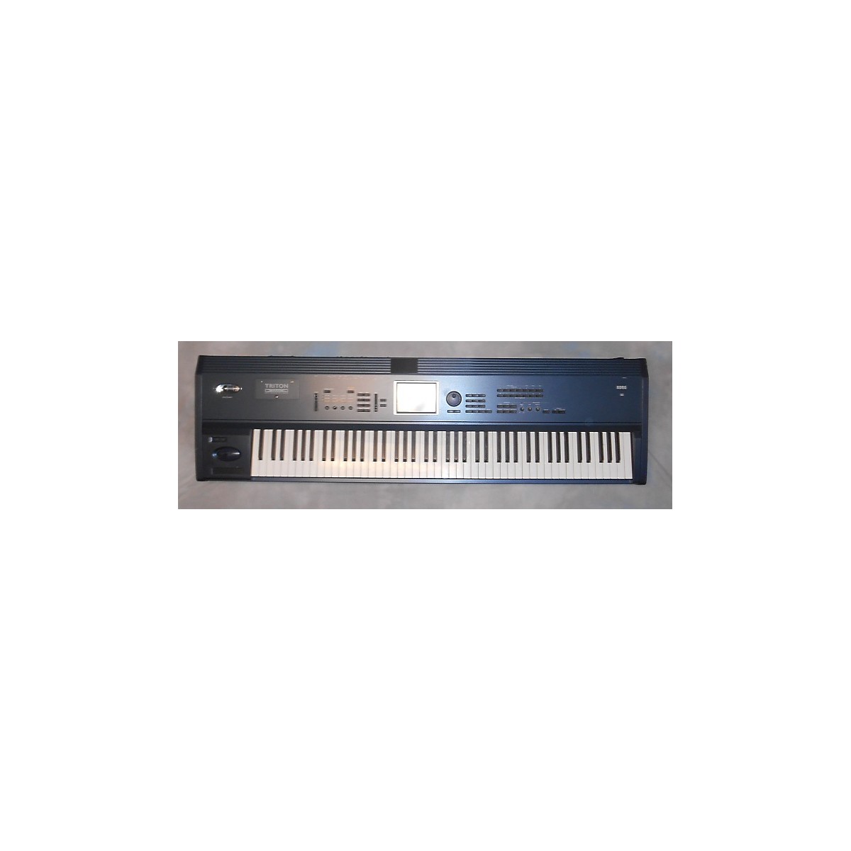 Used Korg Triton Extreme 88 Key Keyboard Workstation | Guitar Center